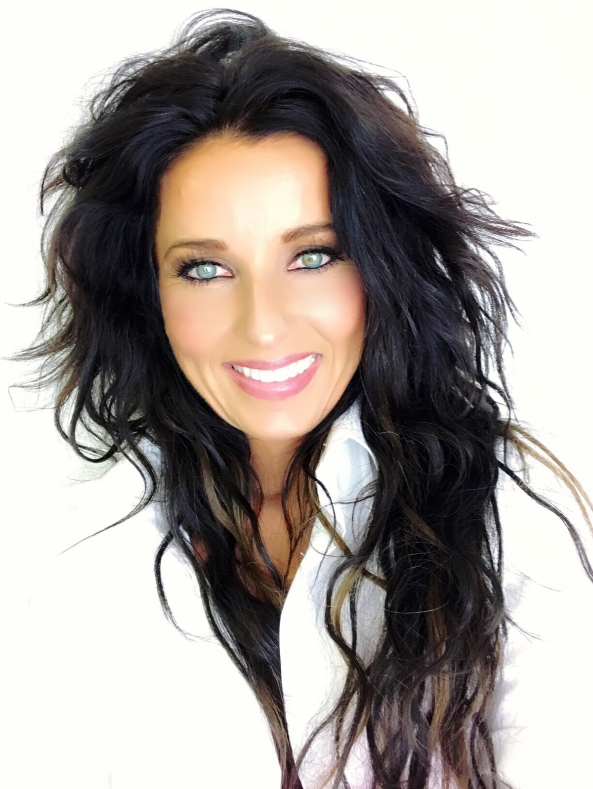 Holly Burget - Salon Burget